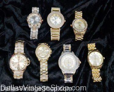 Pimp Daddy Bling Jewelry for Gaudy Pimp Costumes.
